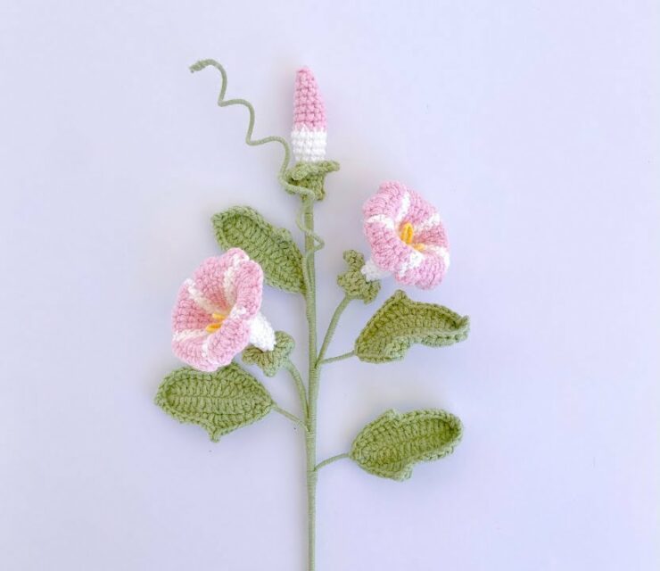 30 Free Realistic Crochet Flower Patterns + Video Tutorials
